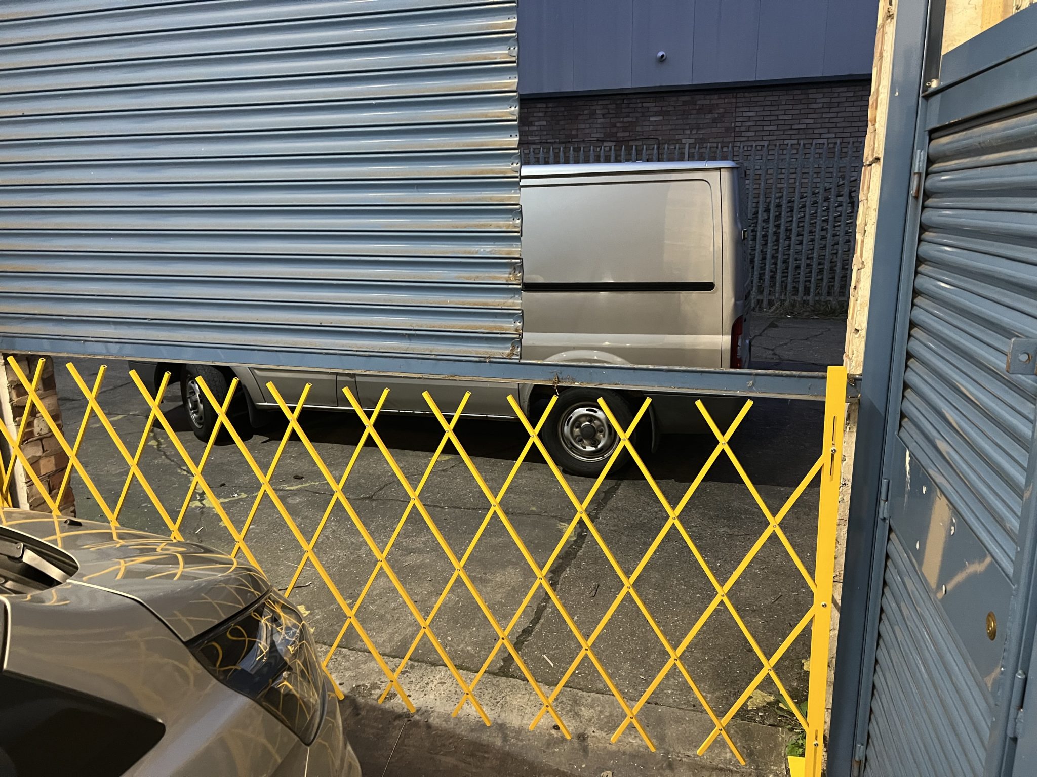 Heavy Duty Freestanding Safety Barrier - Expanding Safety Barriers UK