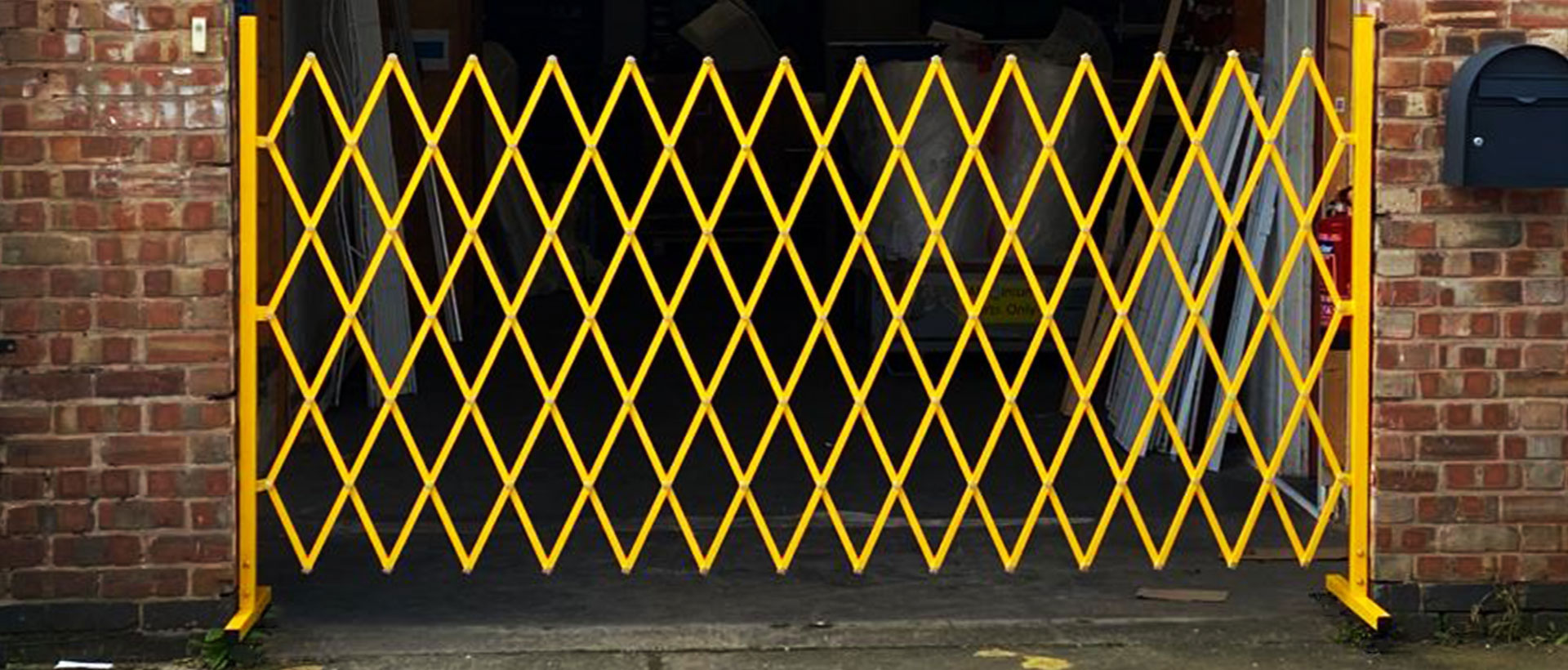 Short Light Duty Freestanding Safety Barrier - Expanding Safety Barriers UK